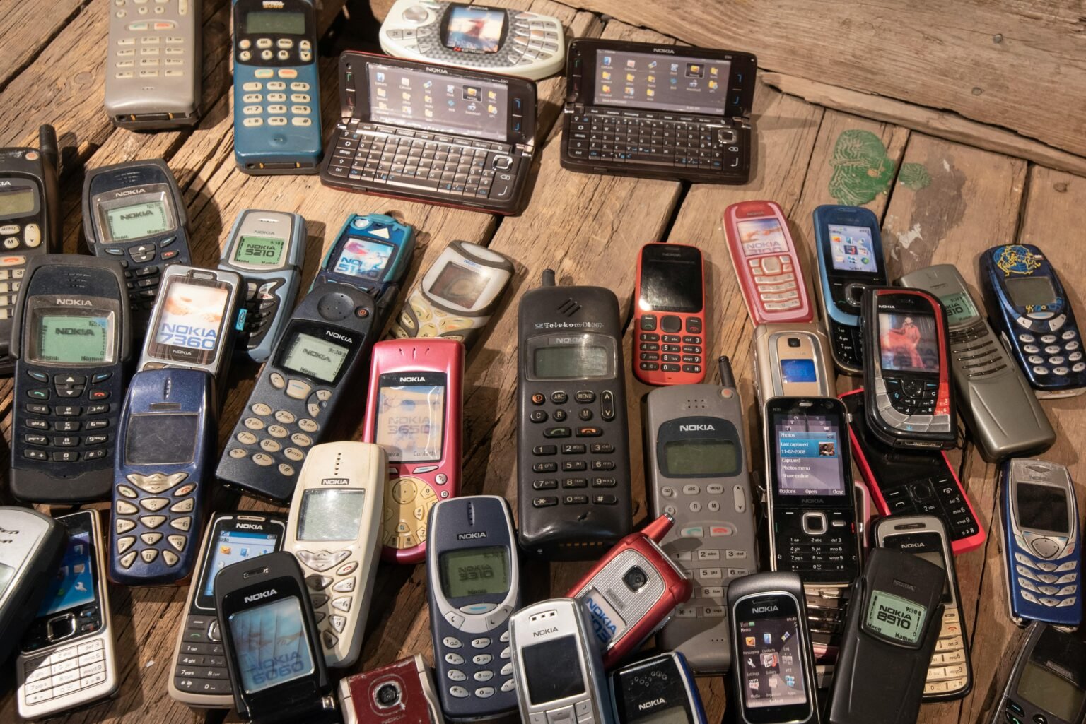 Libyan Businessman Finally Receives Nokia Phones 16 Years After ...